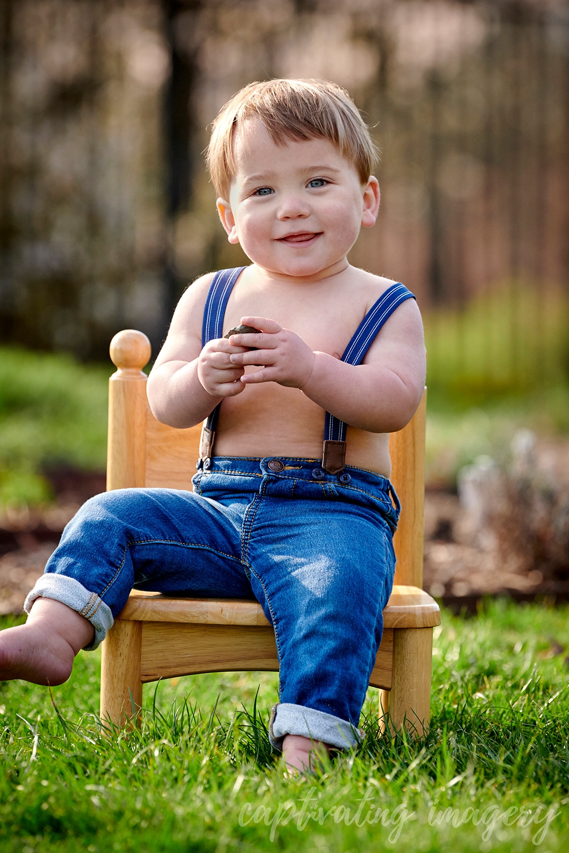First-Year Portrait Session: Hartwood Acres Mansion - Captivating Imagery